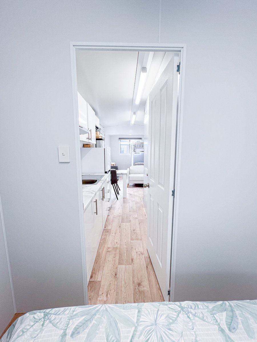 962S | VanHomes Studio Suite